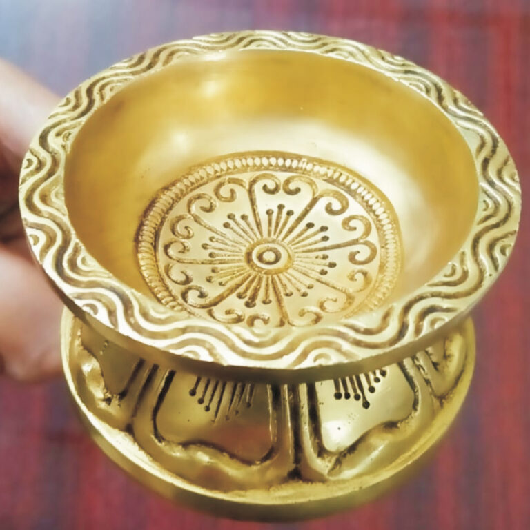 S9031-81 – Pavithra Brass Peetam Aasanam to Place Idols for Worship ...